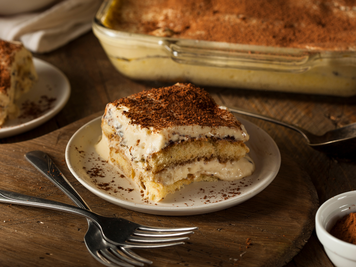 Golden Crescent Tea-ramisu – Basilur Tea
